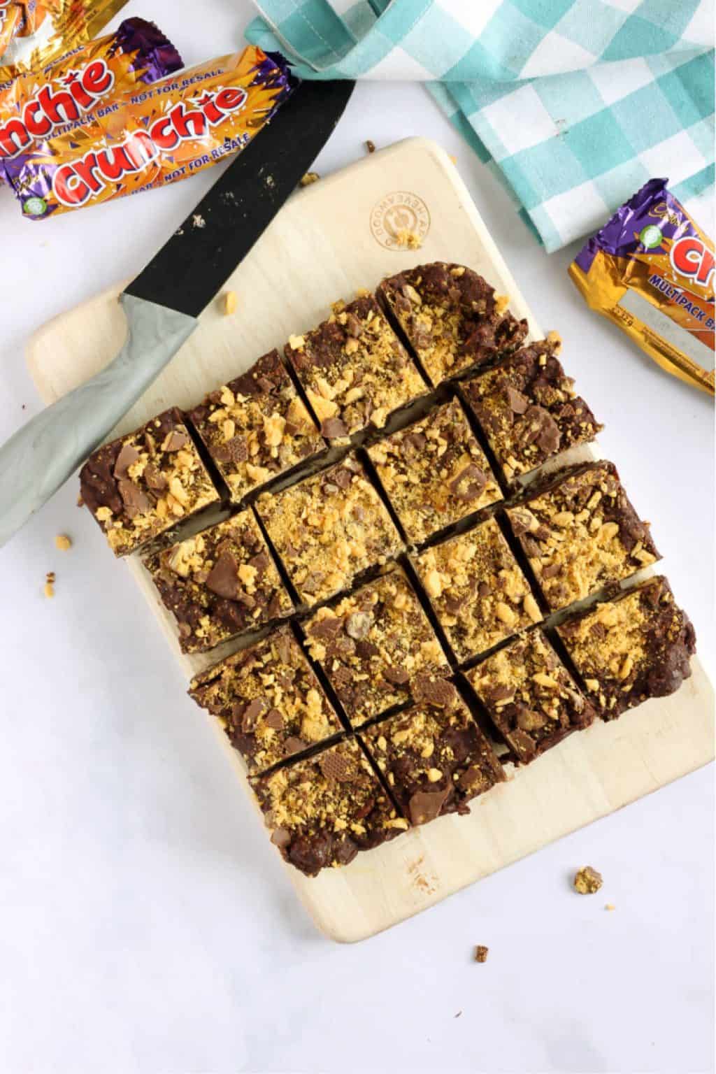 Easy Chocolate Honeycomb Crunchie Tiffin Recipe - Effortless Foodie