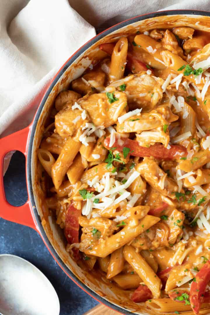 BBQ Chicken Pasta Recipe - Effortless Foodie
