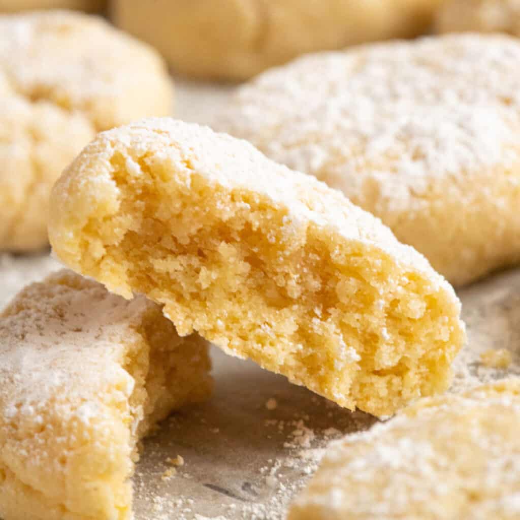 Easy Lemon Biscuits Recipe - Effortless Foodie