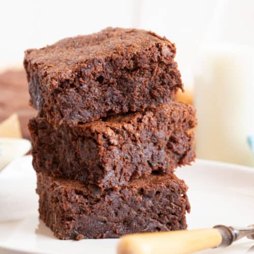 Fudgy Courgette Brownies Recipe - Effortless Foodie
