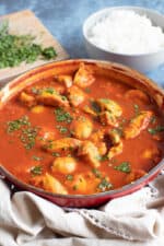Simple Chicken Pathia Curry Recipe - Effortless Foodie