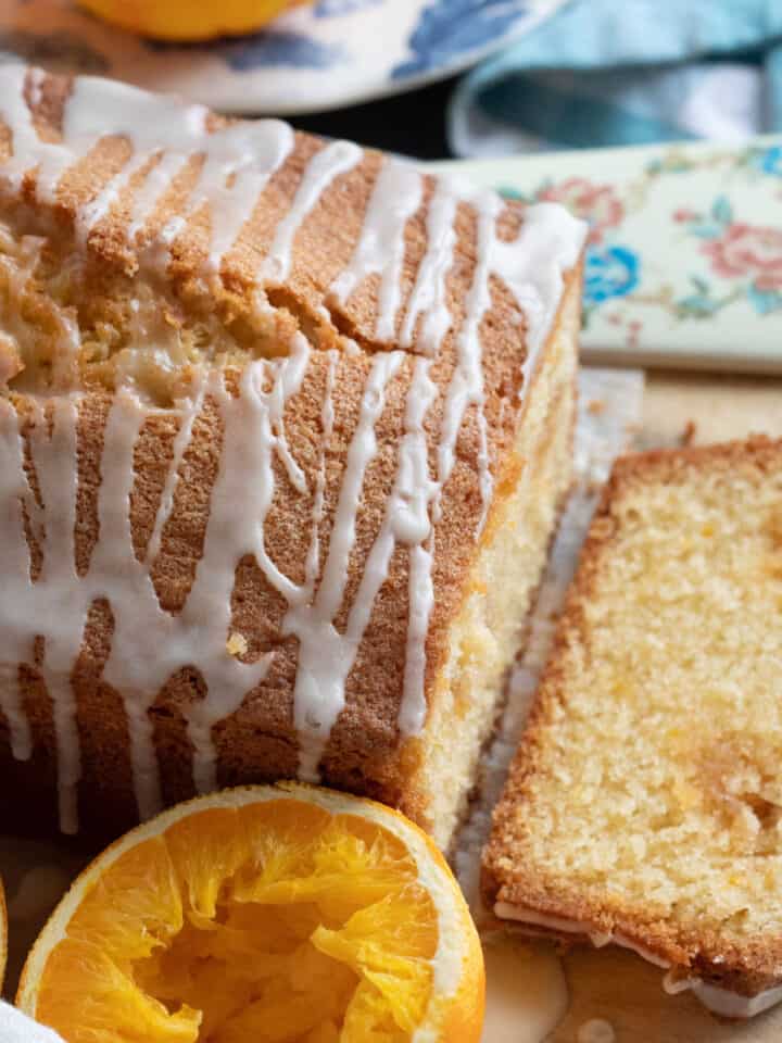 Easy Lardy Cake Recipe - Effortless Foodie