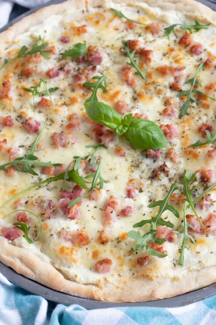 Best Pizza Bianca (White Pizza) - Effortless Foodie