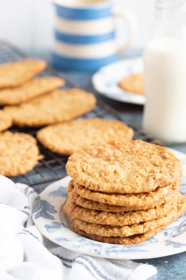 Easy Golden Syrup Cookies Recipe - Effortless Foodie