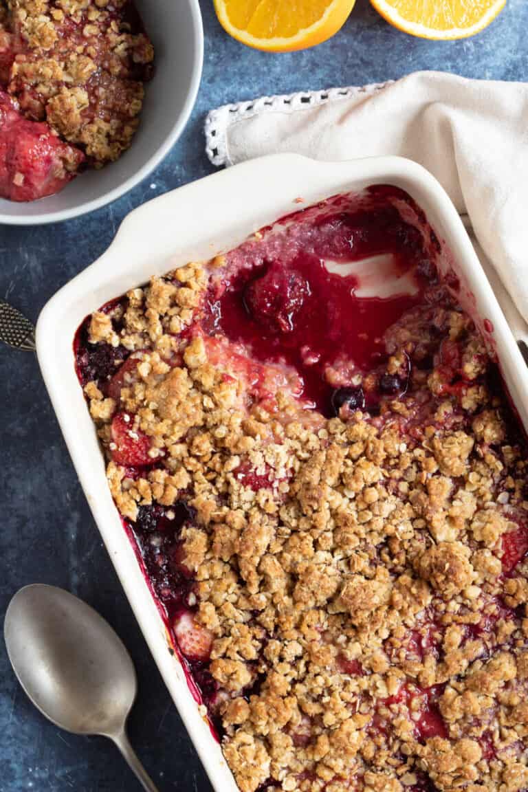 Easy Frozen Berry Crumble Recipe - Effortless Foodie