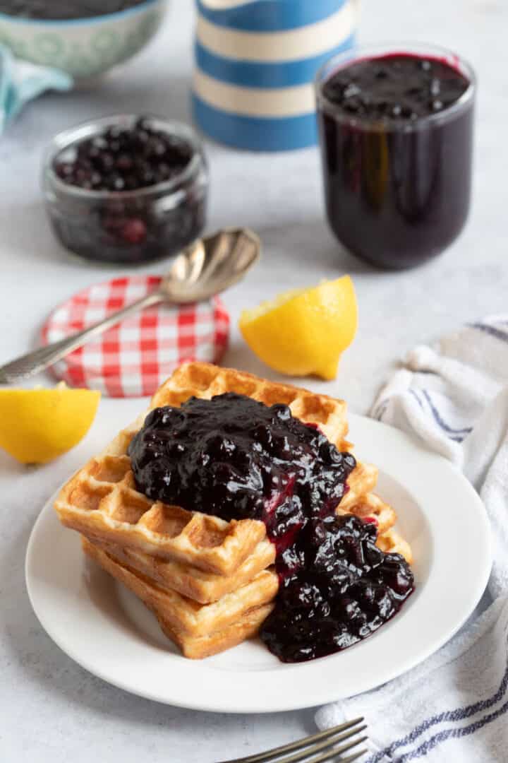 Easy Blackcurrant Compote Recipe - Effortless Foodie