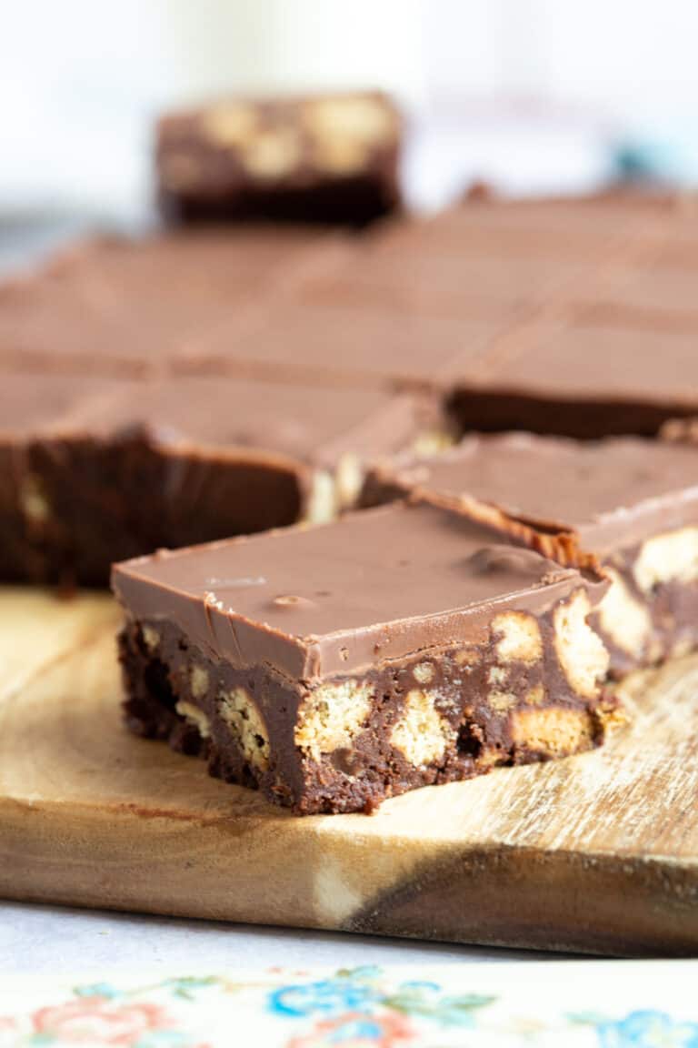 Easy Chocolate Tiffin Recipe - Effortless Foodie