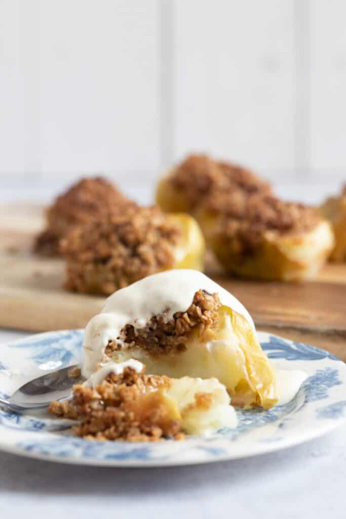 Easy Air Fryer Baked Apples Recipe - Effortless Foodie