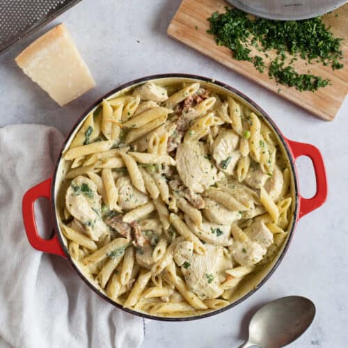 Creamy Chicken Pesto Pasta - Effortless Foodie