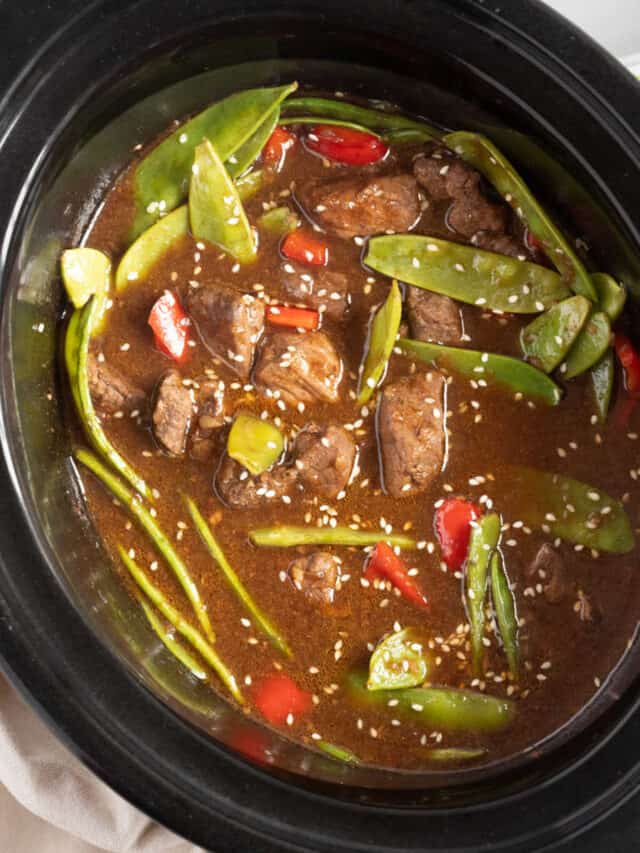 Easy Slow Cooker Pulled Beef Recipe - Effortless Foodie